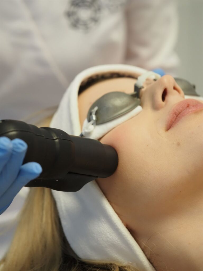 RedTouch Pro » Volumetric laser for collagen » Collagen regeneration Warsaw